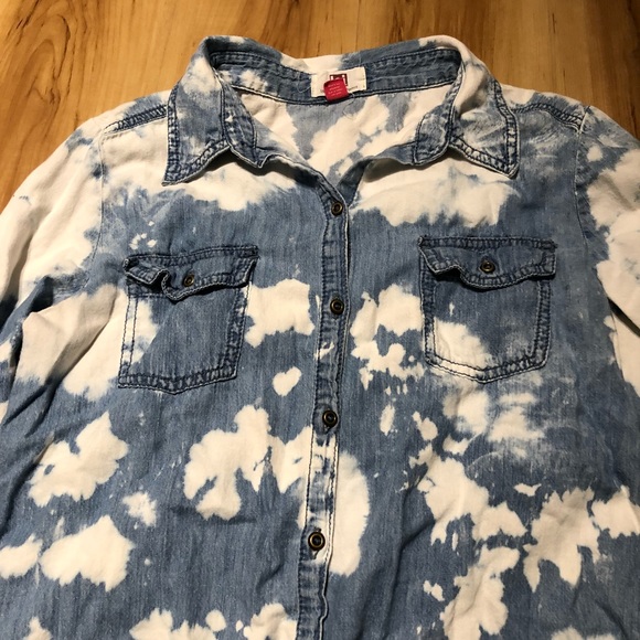 lei | Tops | Acid Wash Denim Button Up | Poshmark